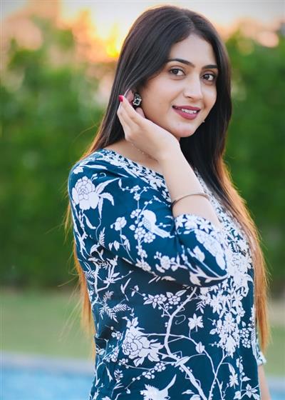 Punjabi Models Wallpapers Punjabi Dress Models Images 2025 | Dvos.org